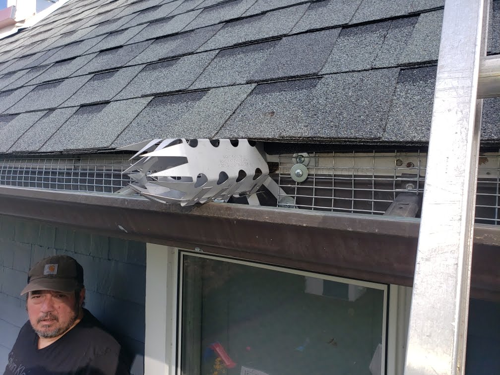 "Squirrel Rocket"One-Way Exclusion Tunnel